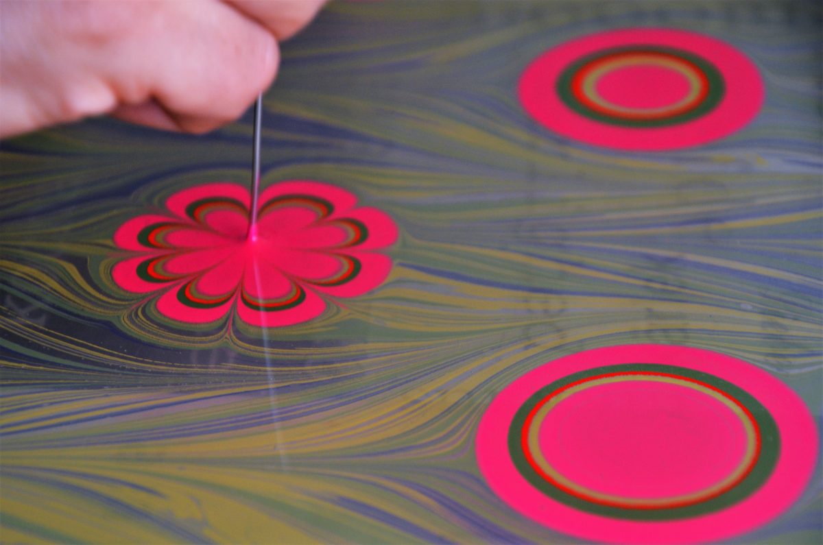 Traditional Turkish Paper Marbling - Learning Beautiful Ebru Art in ...