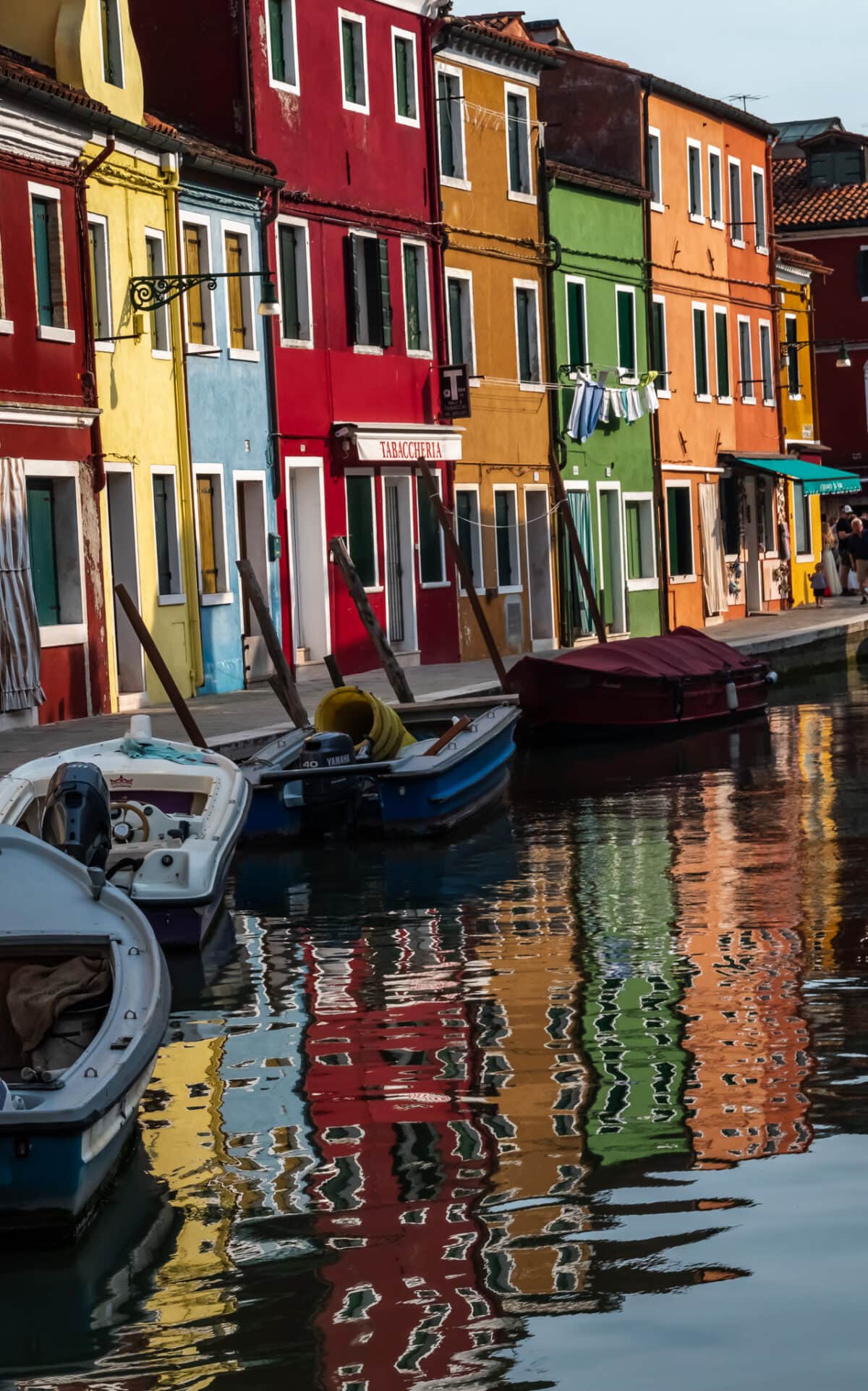 What to do in Burano - My 25 Colorful Photos and Tips for Visiting ...