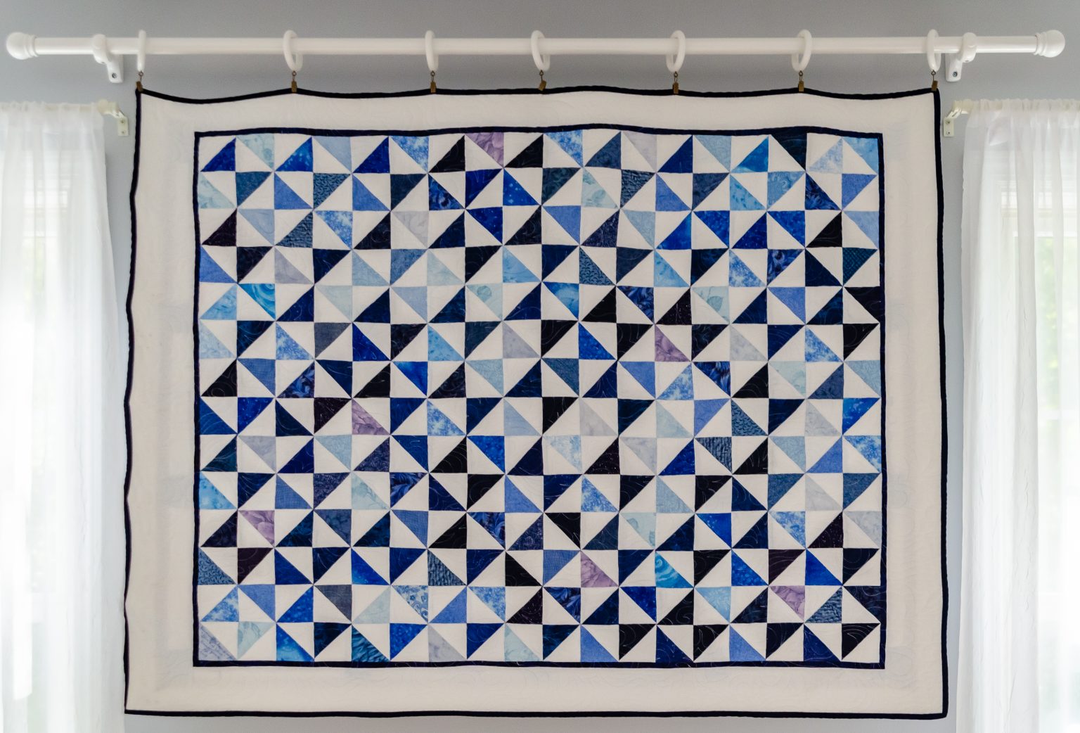 19 Ideas For a Unique Pieced Quilt Back - Quiltripping
