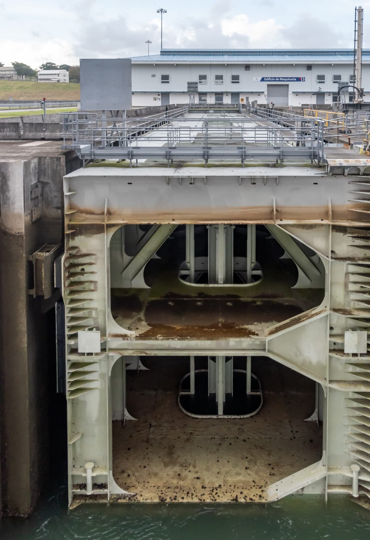 A Full Transit Panama Canal Cruise - Passing Through an Engineering ...