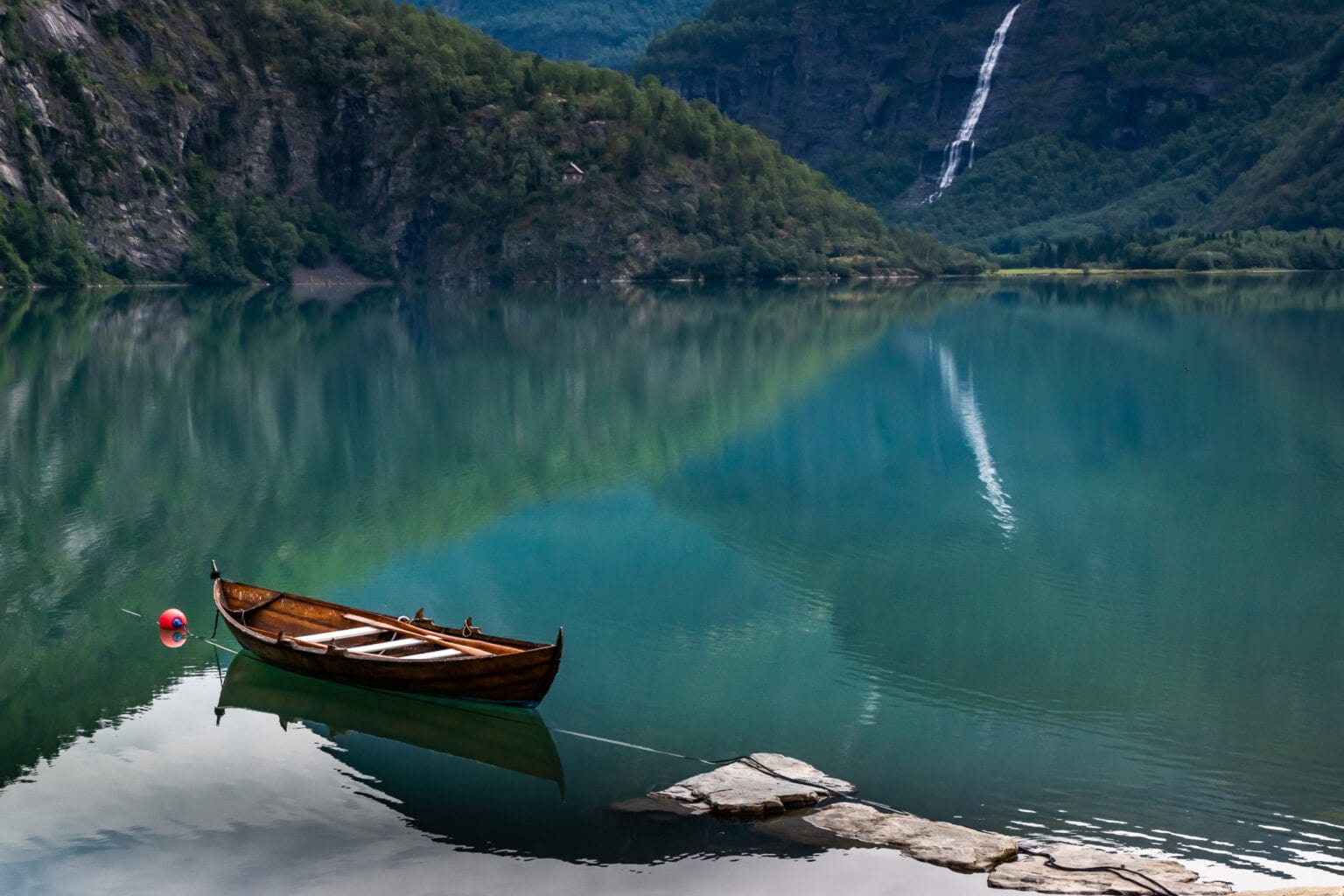 Beautiful Storybook Norway Photos to Inspire Your Next Trip - Quiltripping