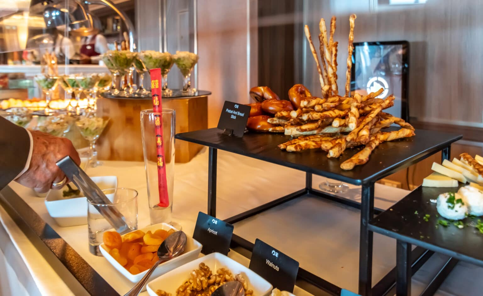 A Taste of All the Discovery Princess Dining Options, Including the 360 ...