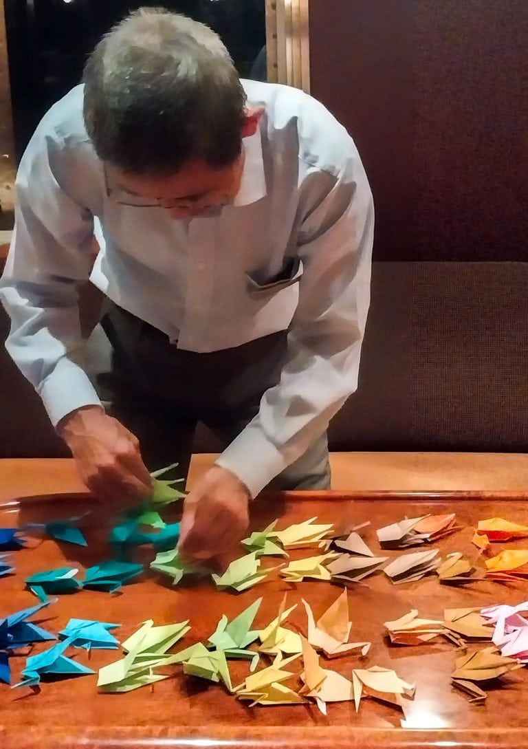 How An Origami Paper Crane Became a Symbol for Peace - The Story of the ...