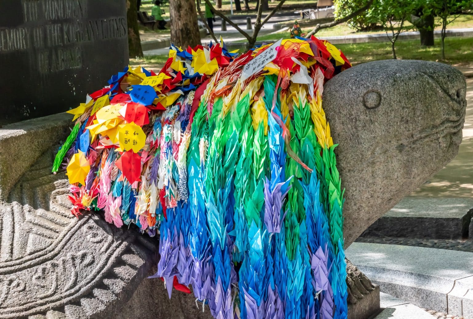 How An Origami Paper Crane Became a Symbol for Peace - The Story of the ...
